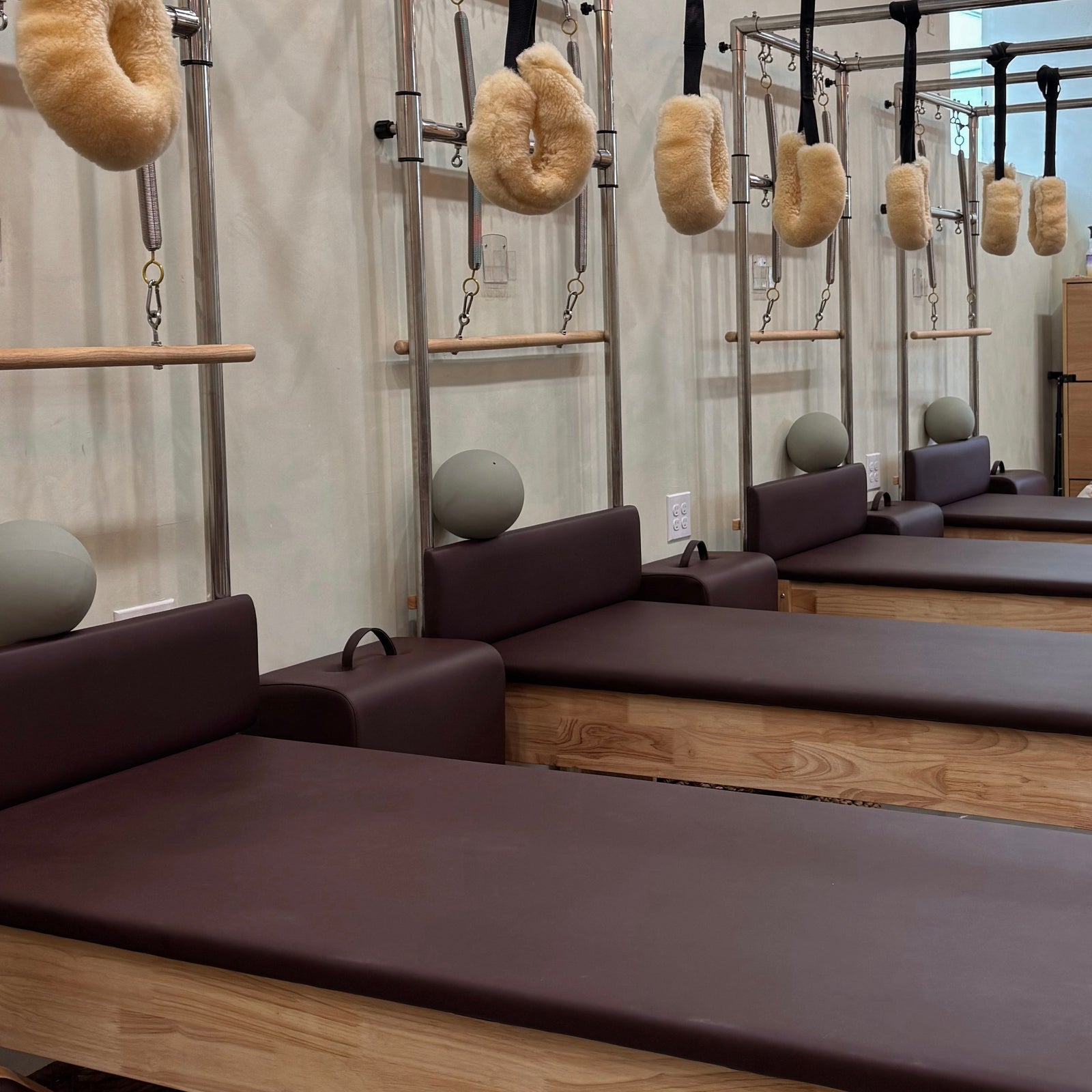Classes – Happy Hour Pilates